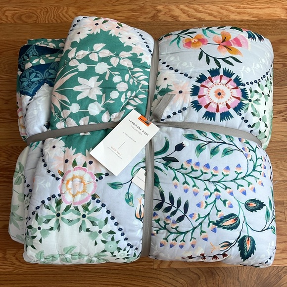 Anthropologie | Bedding | Anthropologie Theodora Posy Handcrafted Quilt ...